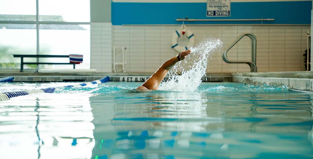 Why Swimming Is a Great Cardio Workout | EōS Fitness